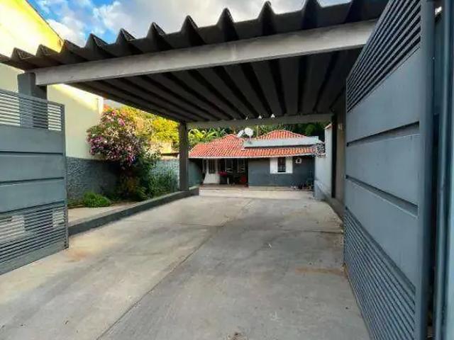 Casa / Sobrado para Locação em Bragança Paulista/SP Centro 3 Quartos