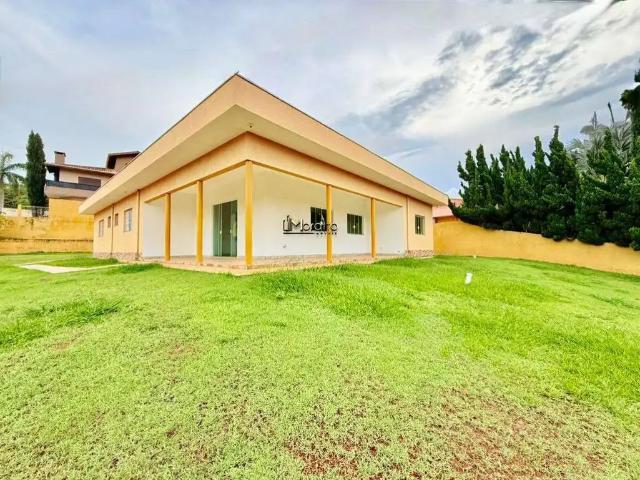 Casa / Sobrado para Locação em Bragança Paulista/SP Chácaras São Conrado 5 Quartos