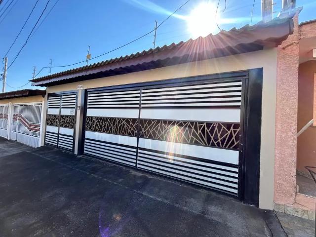 Casa / Sobrado para Locação em Bragança Paulista/SP Jardim do Lago 3 Quartos