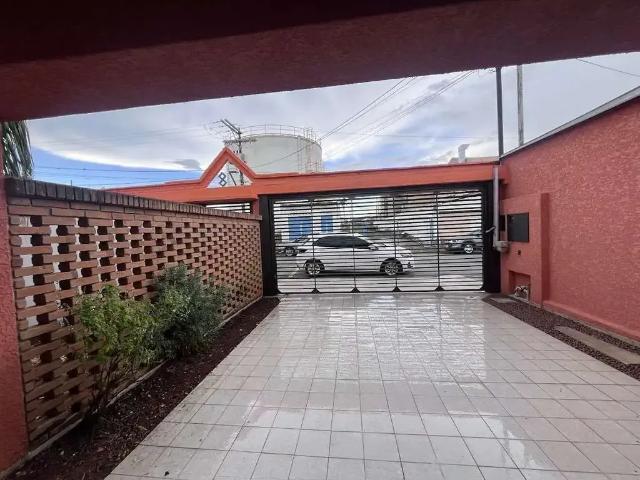 Casa / Sobrado para Locação em Bragança Paulista/SP Jardim Sevilha 2 Quartos