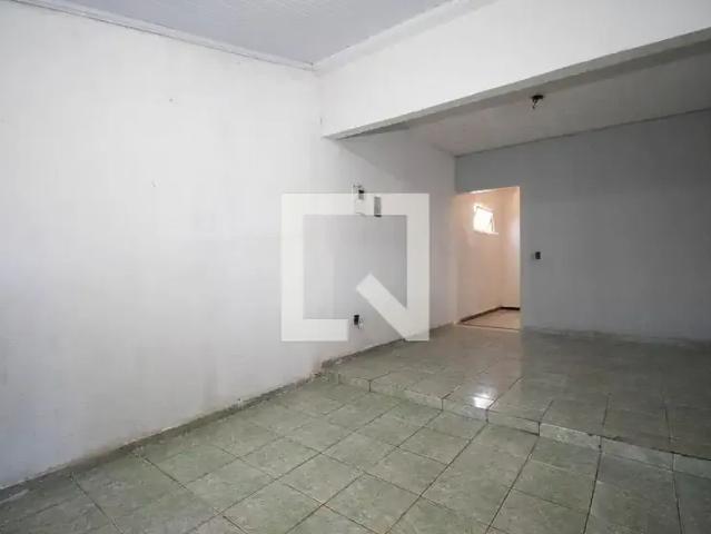 Casa / Sobrado para Locação em Brasília/DF Gama 3 Quartos