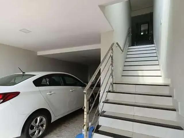 Casa / Sobrado para Locação em Governador Valadares/MG Lagoa Santa 3 Quartos
