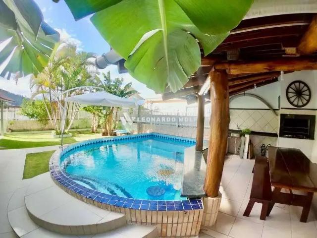 Casa / Sobrado para Locação em Governador Celso Ramos/SC Palmas 5 Quartos