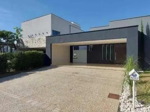 Casa / Sobrado para Locação em Goiânia/GO Condomínio do Lago 3 Quartos