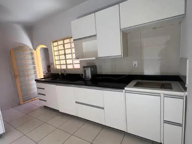 Casa / Sobrado para Locação em Goiânia/GO Jardim América 3 Quartos