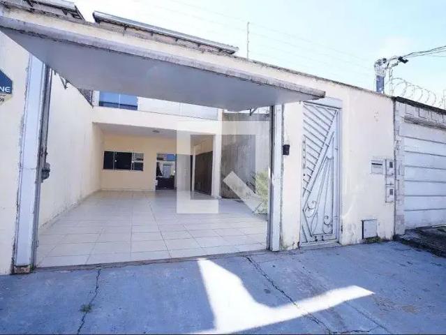 Casa / Sobrado para Locação em Goiânia/GO Jardim América 4 Quartos