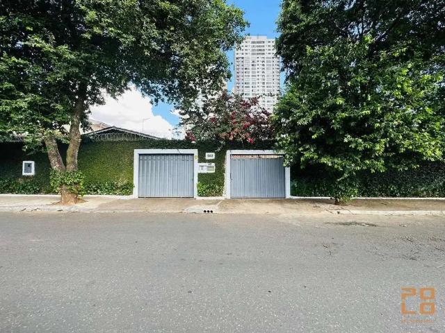 Casa / Sobrado para Locação em Goiânia/GO Jardim América 5 Quartos