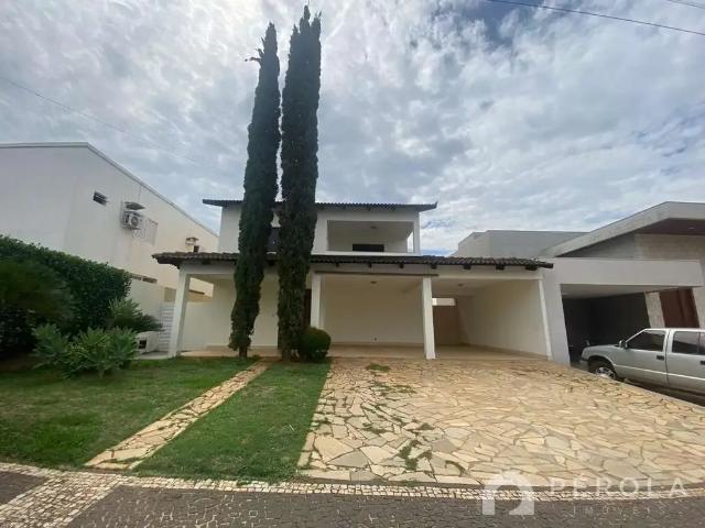 Casa / Sobrado para Locação em Goiânia/GO Jardim Florença 5 Quartos