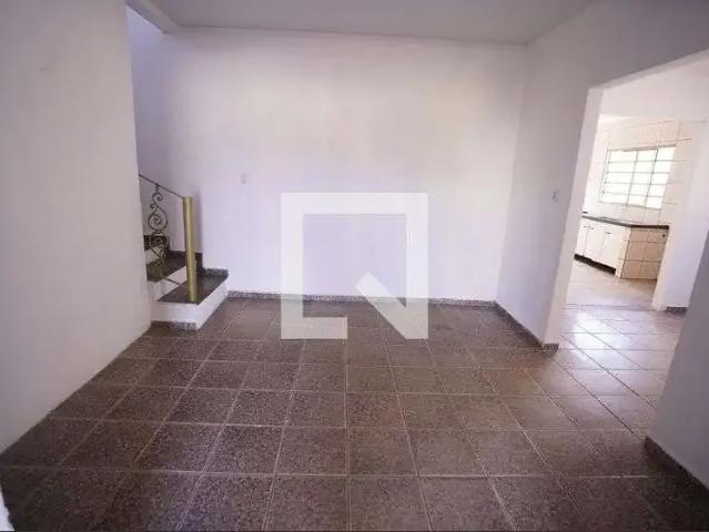 Casa / Sobrado para Locação em Goiânia/GO Jardim Planalto 3 Quartos