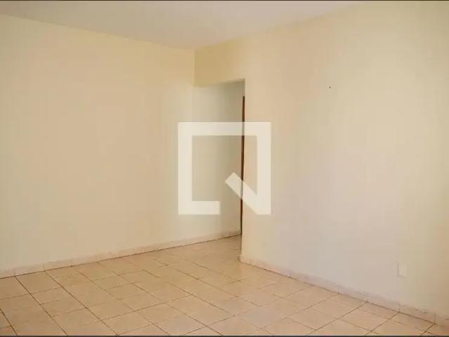 Casa / Sobrado para Locação em Goiânia/GO Santa Genoveva 3 Quartos