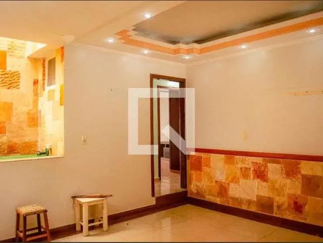 Casa / Sobrado para Locação em Goiânia/GO Setor Gentil Meireles 6 Quartos