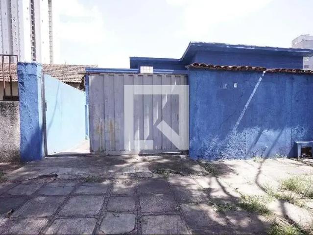 Casa / Sobrado para Locação em Goiânia/GO Setor Leste Vila Nova 3 Quartos