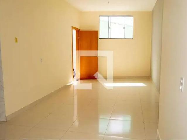 Casa / Sobrado para Locação em Goiânia/GO Setor Recanto das Minas Gerais 2 Quartos