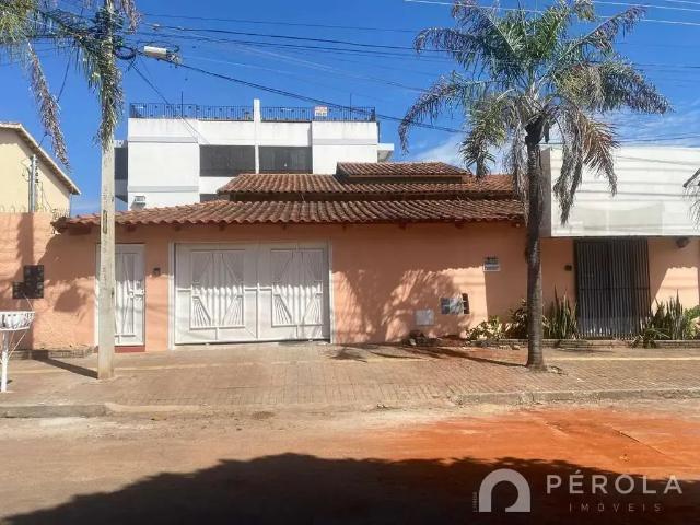 Casa / Sobrado para Locação em Goiânia/GO Setor Sudoeste 3 Quartos