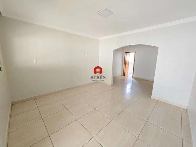 Casa / Sobrado para Locação em Goiânia/GO Setor Urias Magalhães 3 Quartos