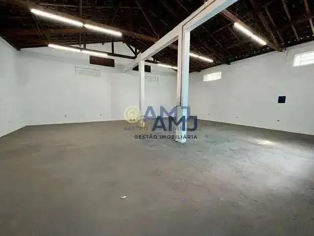 Casa / Sobrado para Locação em Goiânia/GO Vila Santa Helena