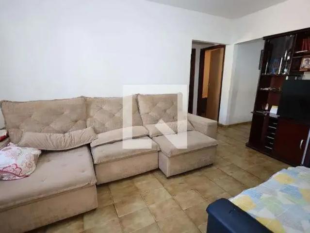 Casa / Sobrado para Locação em Goiânia/GO Vila União 3 Quartos