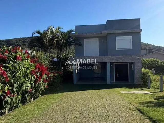 Casa / Sobrado para Locação em Garopaba/SC Ambrósio 3 Quartos