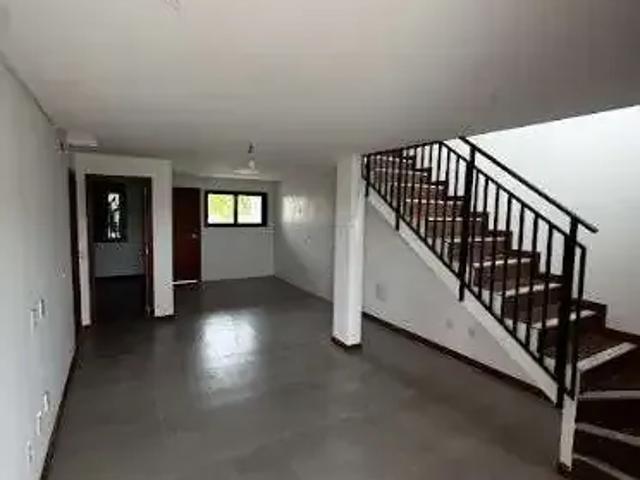 Casa / Sobrado para Locação em Garopaba/SC Pinguirito 3 Quartos