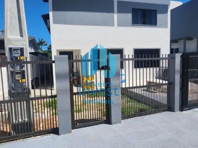Casa / Sobrado para Locação em Garopaba/SC Centro 3 Quartos