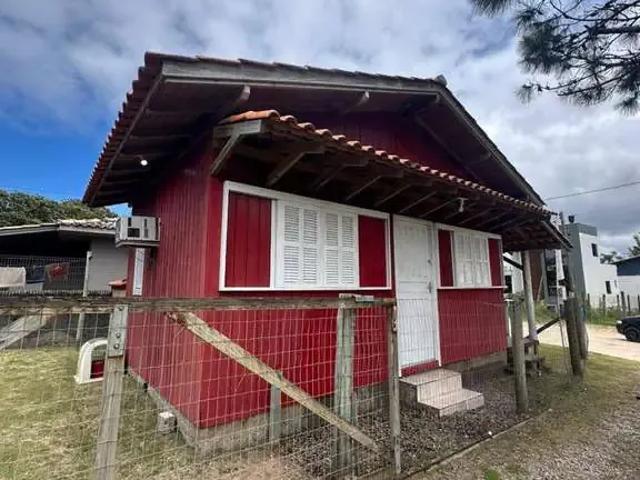 Casa / Sobrado para Locação em Garopaba/SC Grama 1 Quartos