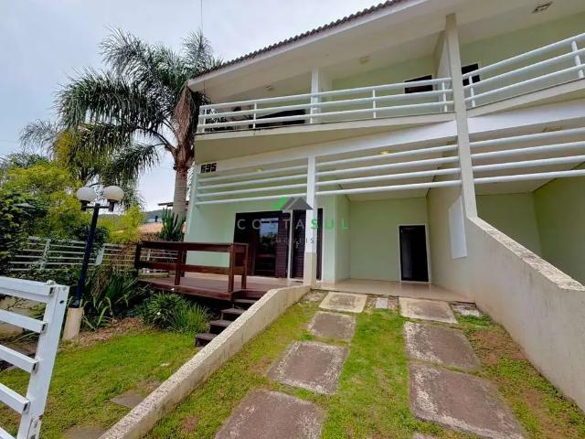 Casa / Sobrado para Locação em Garopaba/SC Jardim Panorâmico 3 Quartos
