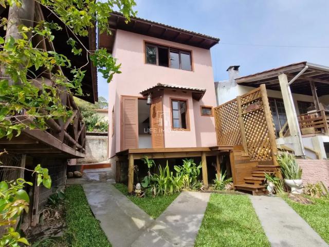Casa / Sobrado para Locação em Garopaba/SC Praia da Ferrugem 1 Quartos