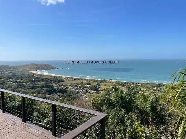 Casa / Sobrado para Locação em Garopaba/SC Praia da Silveira 4 Quartos