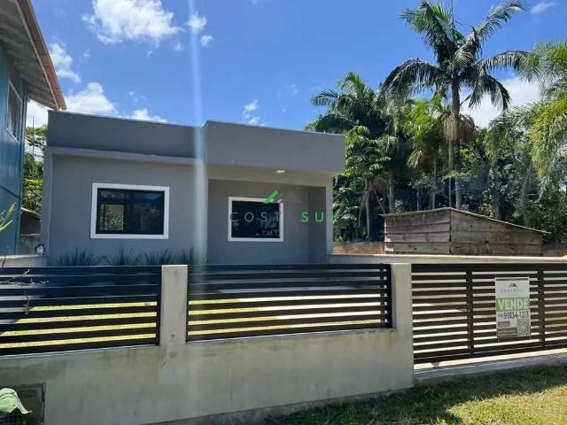 Casa / Sobrado para Locação em Garopaba/SC Ressacada 3 Quartos