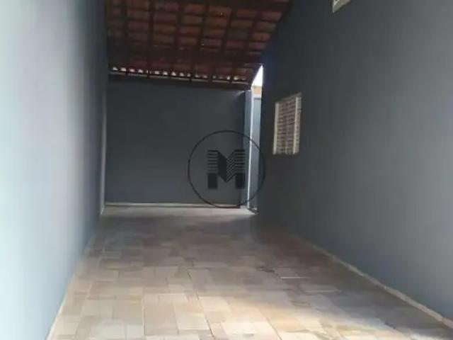 Casa / Sobrado para Locação em Guaratinguetá/SP Vila Brasil 2 Quartos