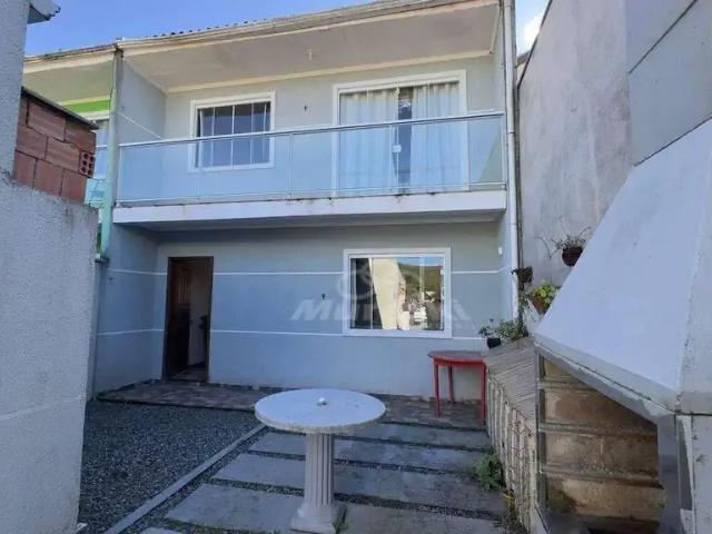 Casa / Sobrado para Locação em Guaratuba/PR Coroados 4 Quartos