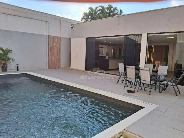 Casa / Sobrado para Locação em Guaratuba/PR Centro 7 Quartos