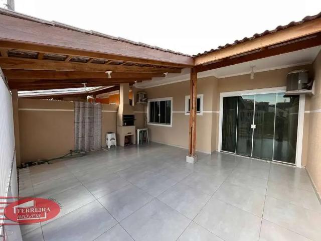 Casa / Sobrado para Locação em Guaratuba/PR Brejatuba 2 Quartos