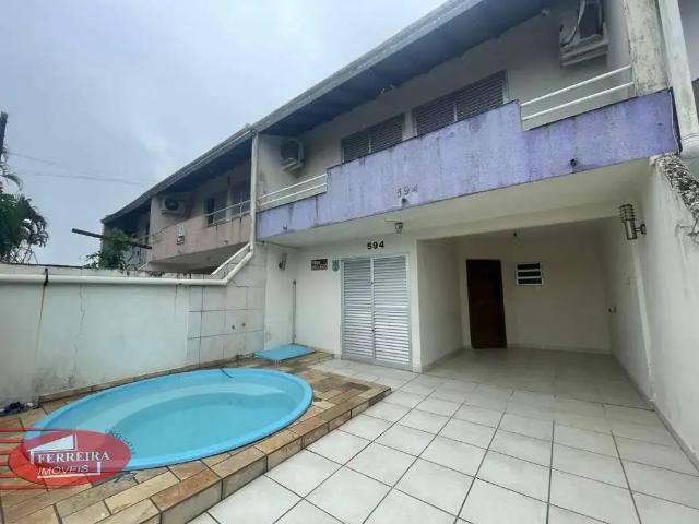 Casa / Sobrado para Locação em Guaratuba/PR Brejatuba 3 Quartos