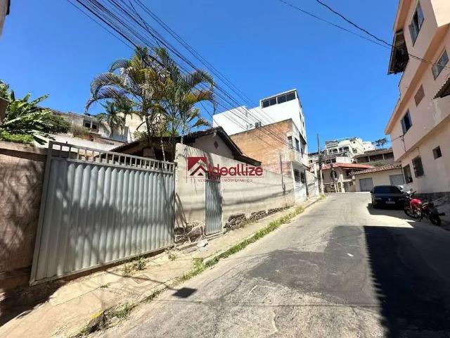 Casa / Sobrado para Locação em Guarapari/ES Centro 4 Quartos