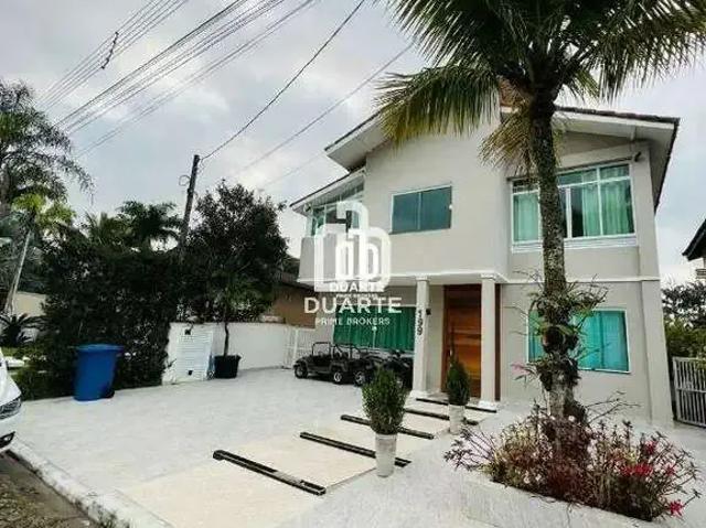 Casa / Sobrado para Locação em Guarujá/SP Balneário Praia do Pernambuco 6 Quartos
