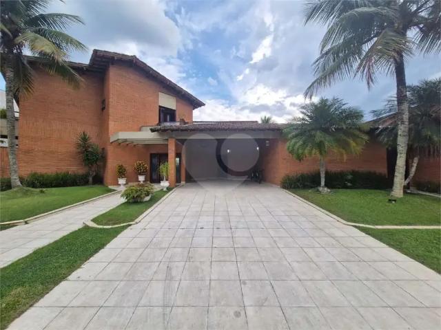 Casa / Sobrado para Locação em Guarujá/SP Jardim Acapulco 5 Quartos