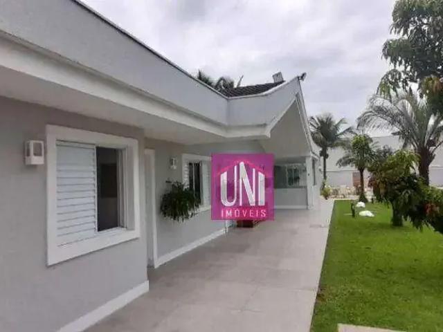 Casa / Sobrado para Locação em Guarujá/SP Jardim Acapulco 7 Quartos