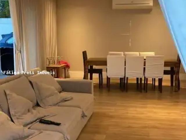 Casa / Sobrado para Locação em Guarujá/SP Jardim Las Palmas 3 Quartos