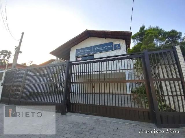 Casa / Sobrado para Locação em Guarujá/SP Pitangueiras 8 Quartos