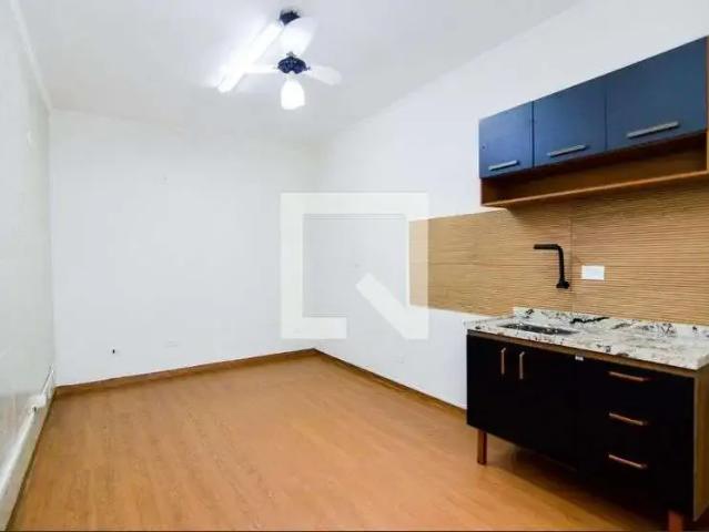 Casa / Sobrado para Locação em Guarulhos/SP Centro 1 Quartos