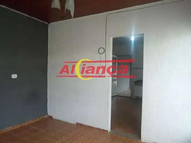 Casa / Sobrado para Locação em Guarulhos/SP Chácara das Lavras 2 Quartos