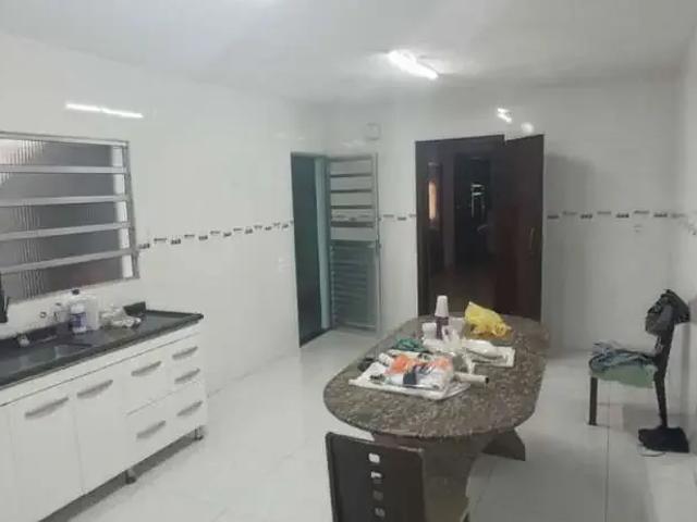 Casa / Sobrado para Locação em Guarulhos/SP Cidade Brasil 2 Quartos