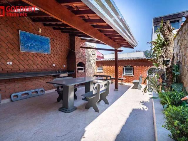 Casa / Sobrado para Locação em Guarulhos/SP Cidade Jardim Cumbica 2 Quartos