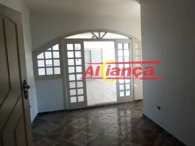 Casa / Sobrado para Locação em Guarulhos/SP Cidade Serodio 3 Quartos