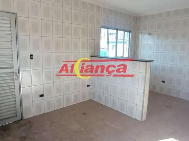 Casa / Sobrado para Locação em Guarulhos/SP Cidade Serodio 3 Quartos