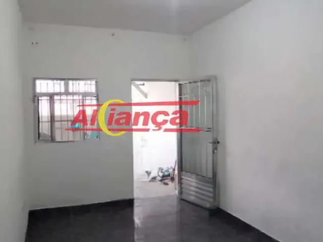 Casa / Sobrado para Locação em Guarulhos/SP Cumbica 1 Quartos