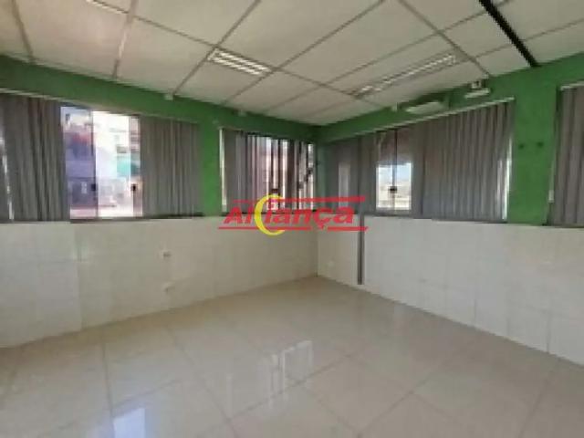Casa / Sobrado para Locação em Guarulhos/SP Bonsucesso 2 Quartos
