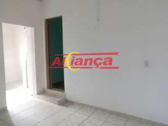 Casa / Sobrado para Locação em Guarulhos/SP Gopoúva 1 Quartos