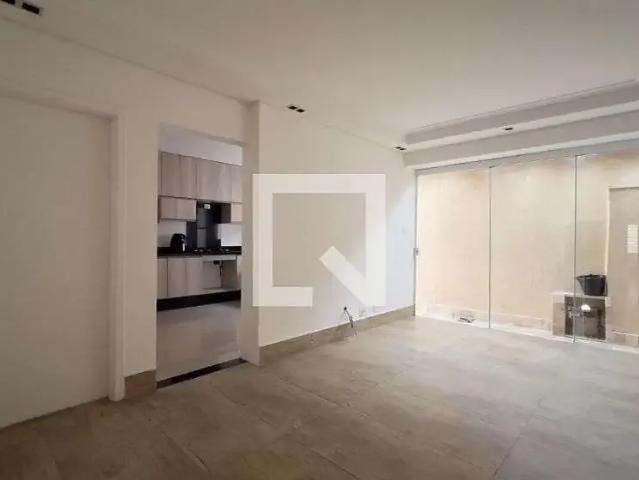 Casa / Sobrado para Locação em Guarulhos/SP Gopoúva 2 Quartos